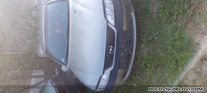 Opel Vectra Kompletan Auto U Delovima