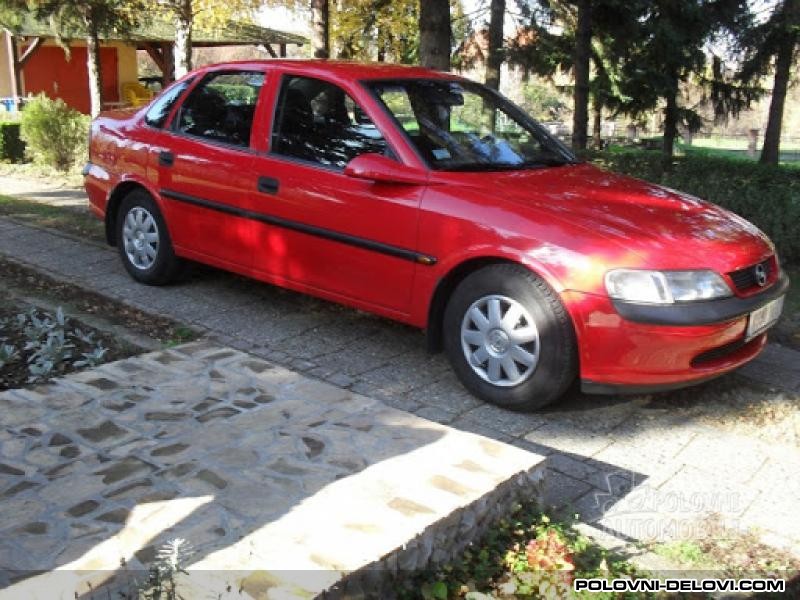 Opel Vectra Kompletan Auto U Delovima