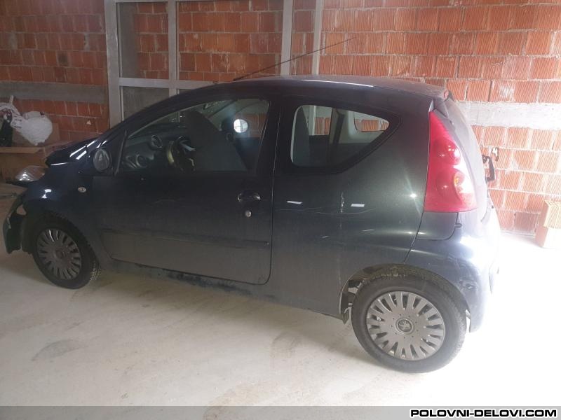 Peugeot 107 Sedista Enterijer