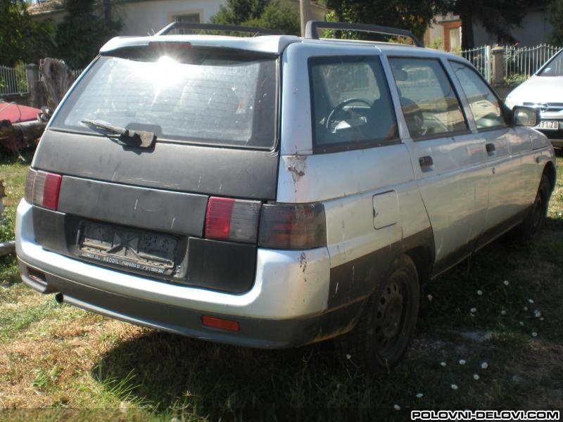 Lada 111 U Delovima Ostala Oprema