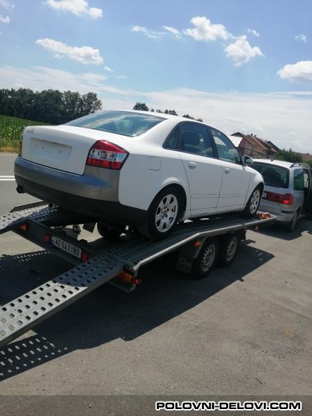 Audi A4 Kompletan Auto U Delovima