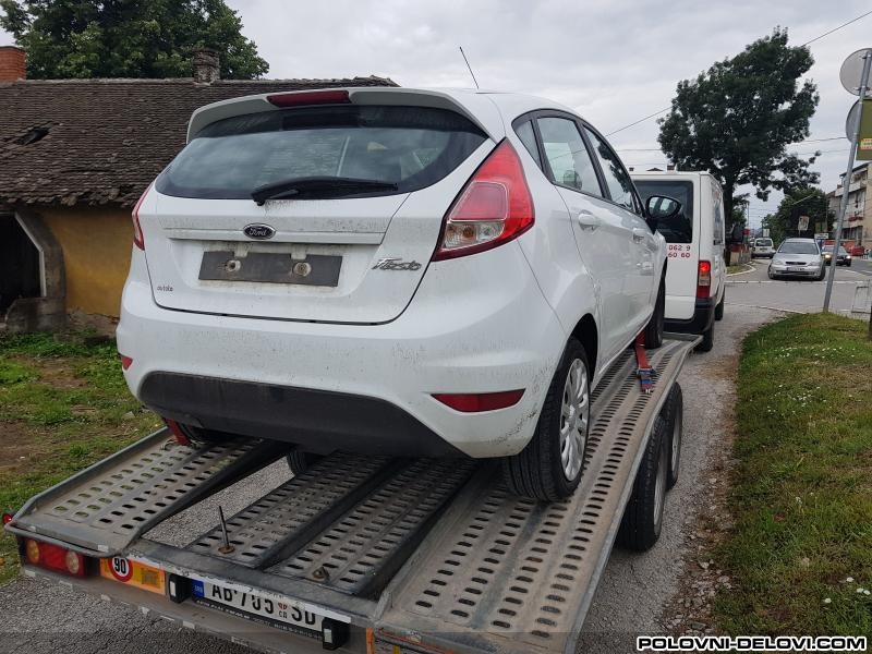 Ford Fiesta 1.5 Tdci Kompletan Auto U Delovima