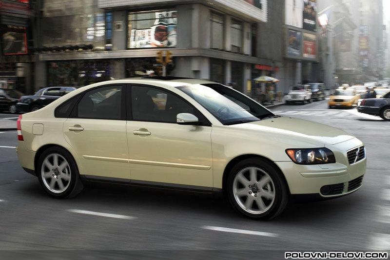 Volvo S40 2.0 Dizel Kompletan Auto U Delovima