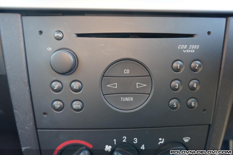 Opel Meriva RADIO CD Razni Delovi