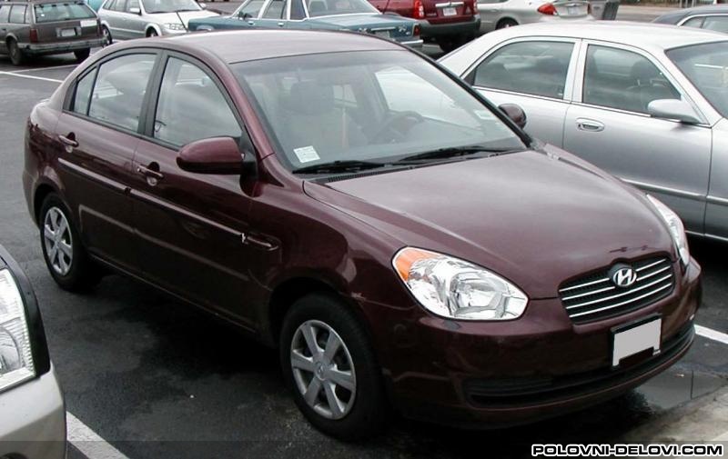 Hyundai Accent Kompletan Auto U Delovima