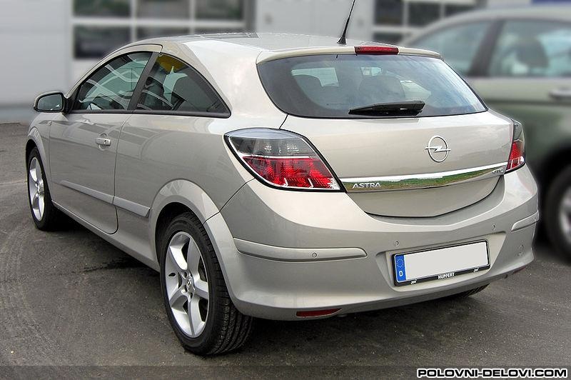 Opel Astra Gepek Vrata Razni Delovi