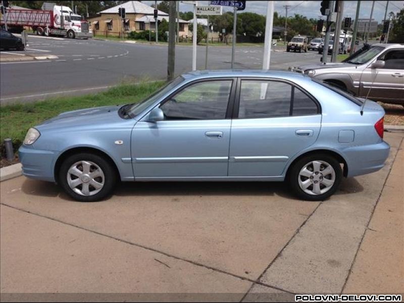 Hyundai Accent Kompletan Auto U Delovima