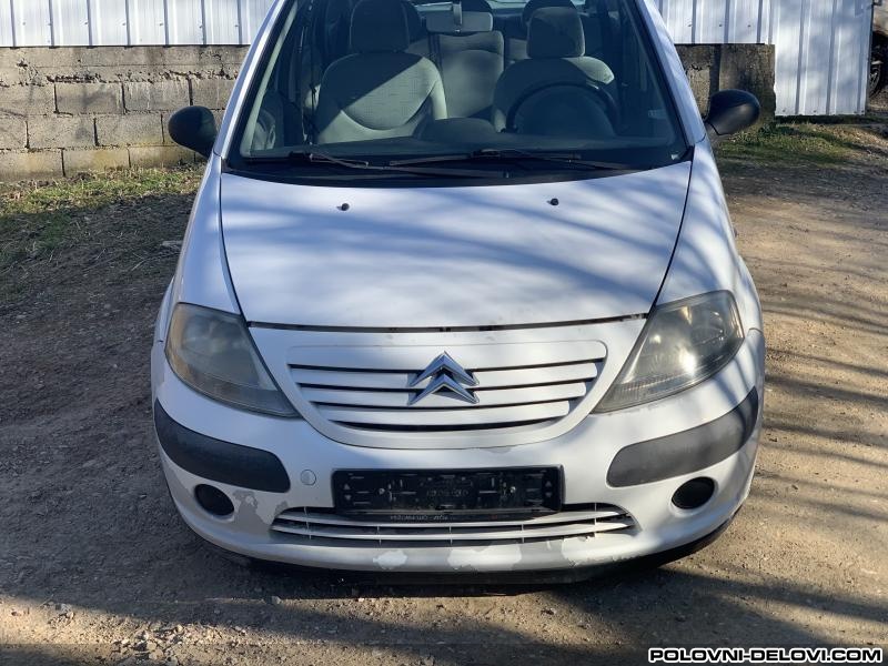 Citroen C2 Maglenke Svetla I Signalizacija