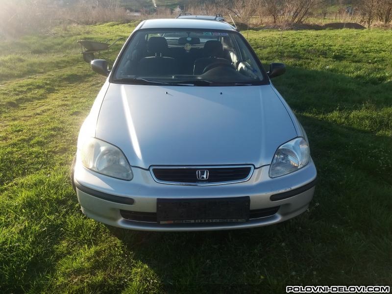 Honda Civic Kompletan Auto U Delovima