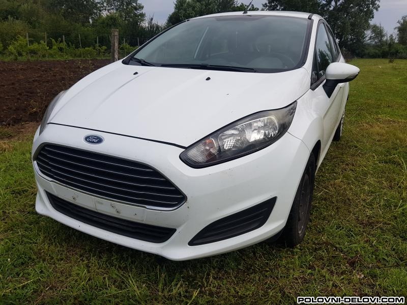 Ford Fiesta 1.5 Tdci Kompletan Auto U Delovima