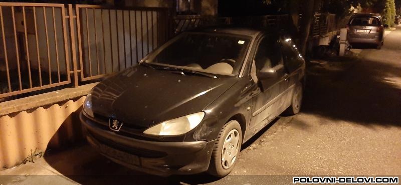 Peugeot 206 1.4 Kompletan Auto U Delovima