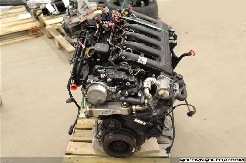 BMW 120 Motor I Delovi Motora