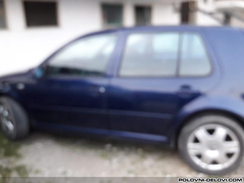 Volkswagen Golf 4 Kompletan Auto U Delovima