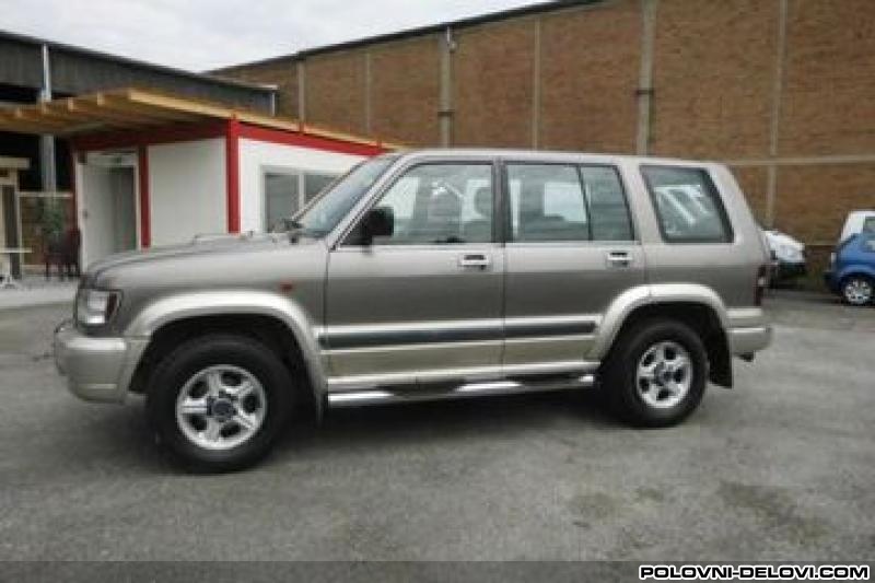 Isuzu Trooper Kompletan Auto U Delovima