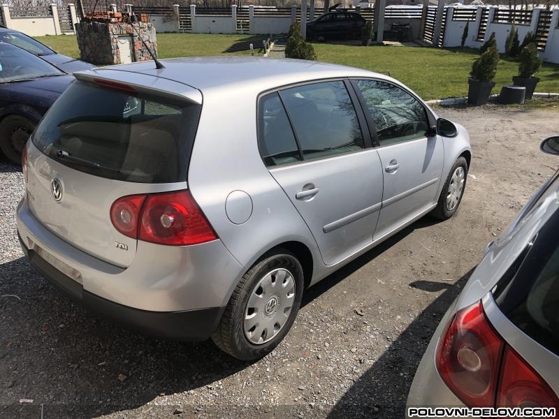 Volkswagen Golf 5 DESNA VRATA Karoserija