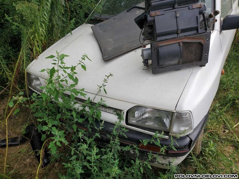 Mazda MPV Razni Delovi