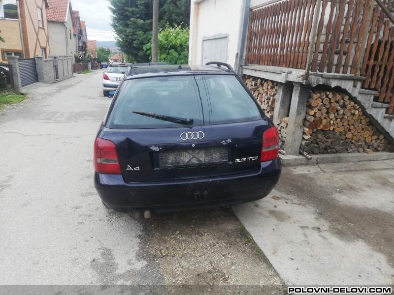 Audi A4 2.5 D Kompletan Auto U Delovima