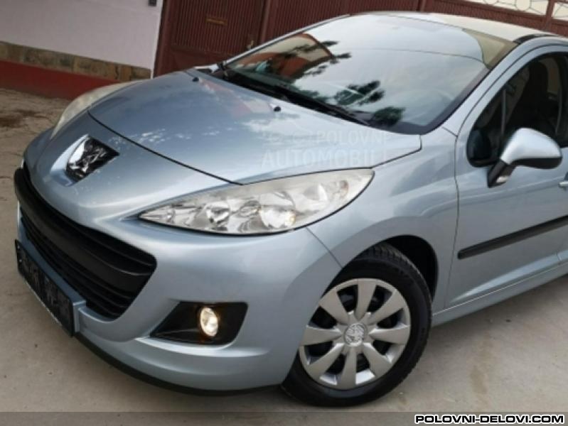 Peugeot 207 Polica Gepeka Enterijer