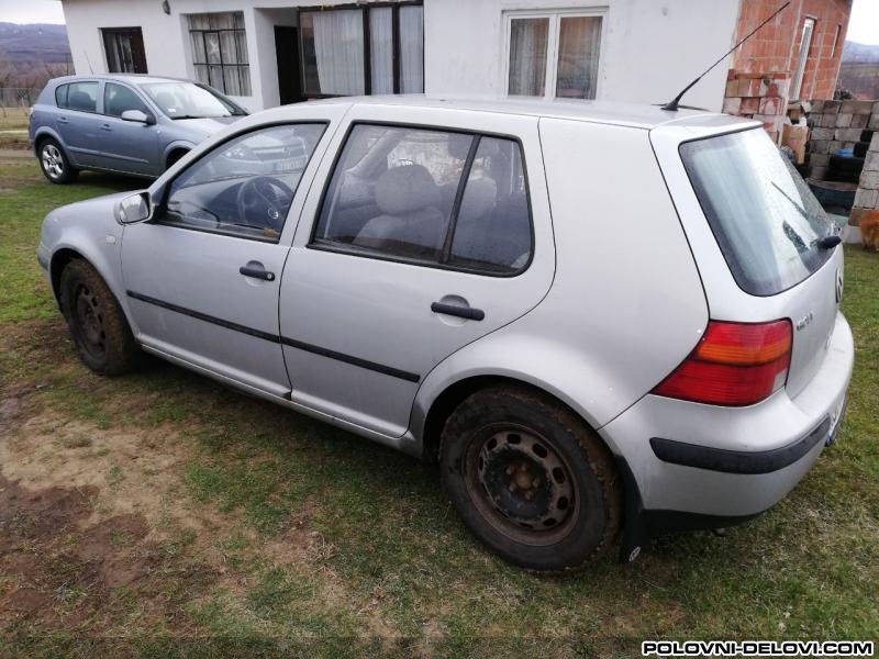 Volkswagen Golf 4 1.6 8v Kompletan Auto U Delovima