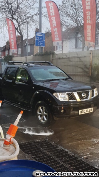 Nissan Navara 2.5dci Karoserija