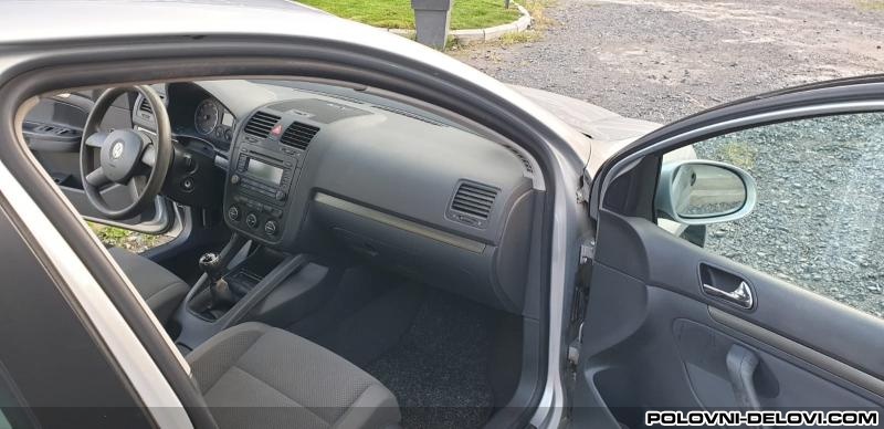 Volkswagen Golf 5 INSTRUMENT TABLA Enterijer