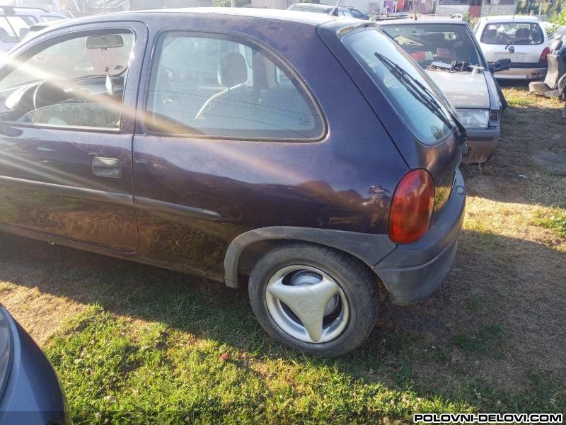 Opel Corsa Kompletan Auto U Delovima