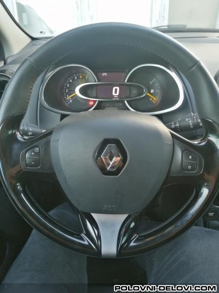 Renault Clio Enterijer
