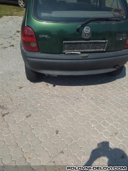 Opel Corsa Kompletan Auto U Delovima