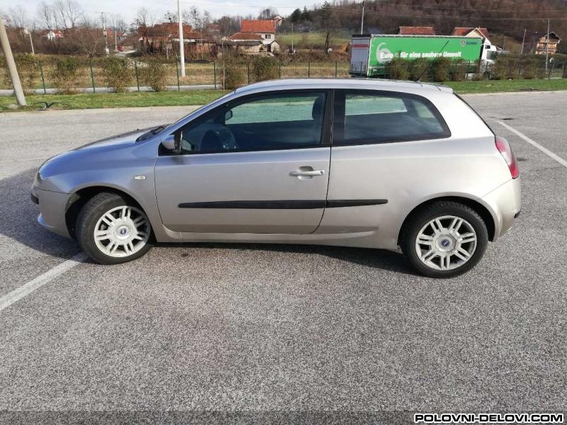 Fiat Stilo 1.9 Jtd Motor I Delovi Motora