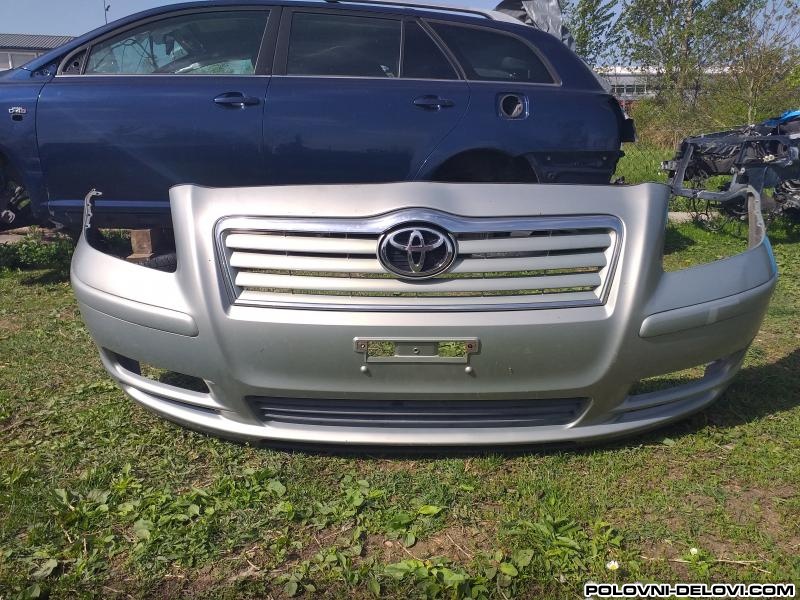 Toyota Avensis Prednji Branik Sivi Karoserija