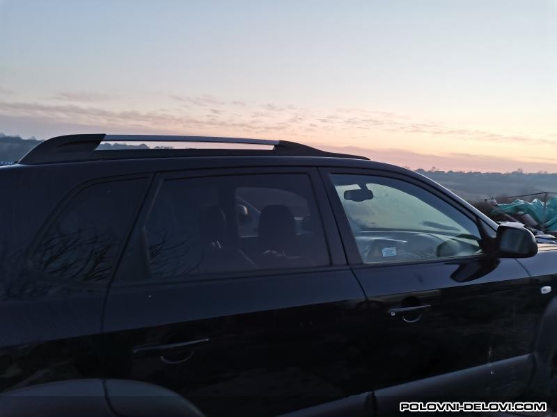 Hyundai Tucson Kompletan Auto U Delovima