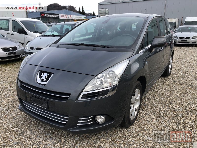 Peugeot 5008 1.6 HDI Business EGS6