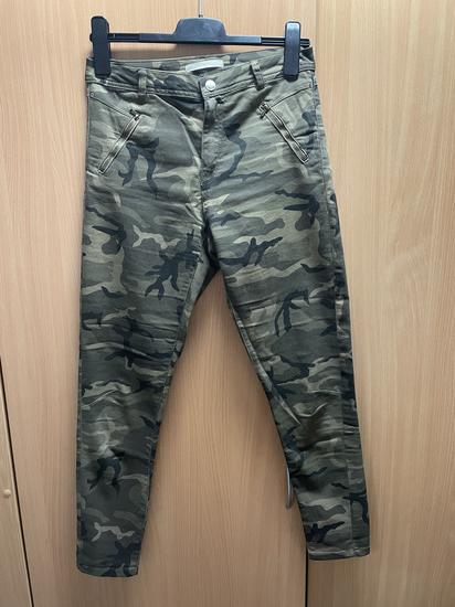 pantalone bershka