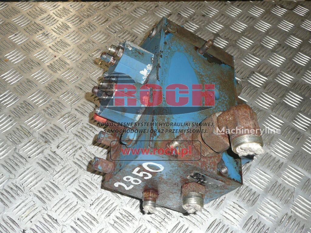 Rexroth 00248737 A223-216 M..-1053.../2M6 616062 - 2 SEKCYJNY hidraulični razvodnik za bagera