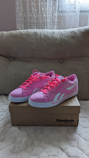 REEBOK patike