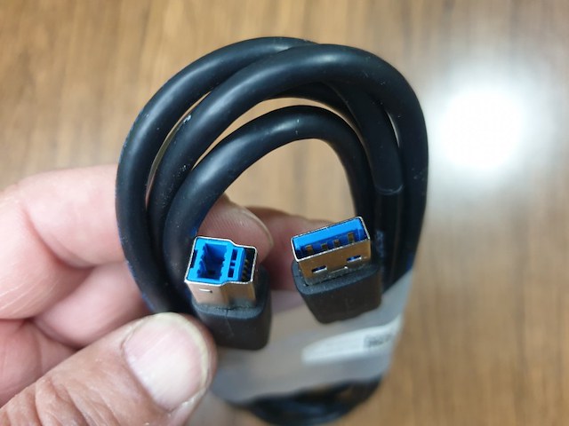 DELL 5KL2E04502 USB 3.0 super brzina 5Gbps
