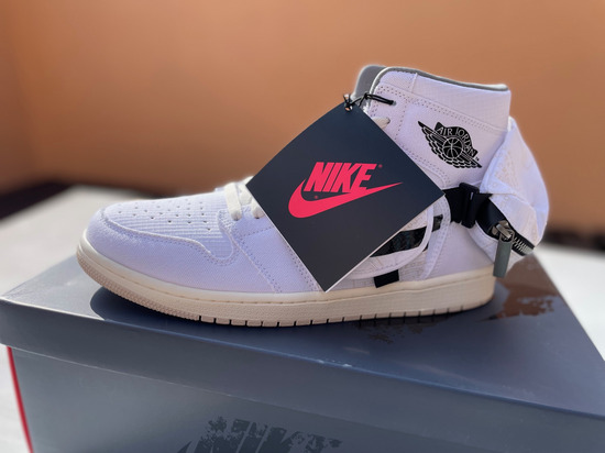 Air Jordan 1 Utility "White and Black"