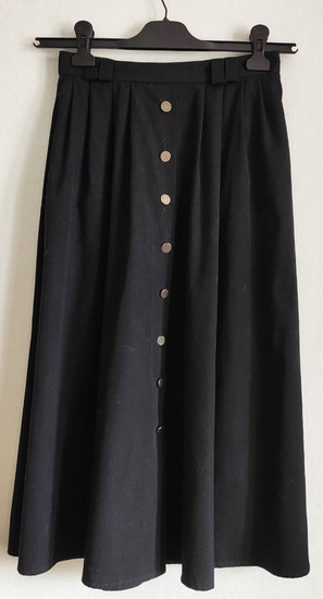 Vintage zvonasta suknja sa metalnim dugmadima