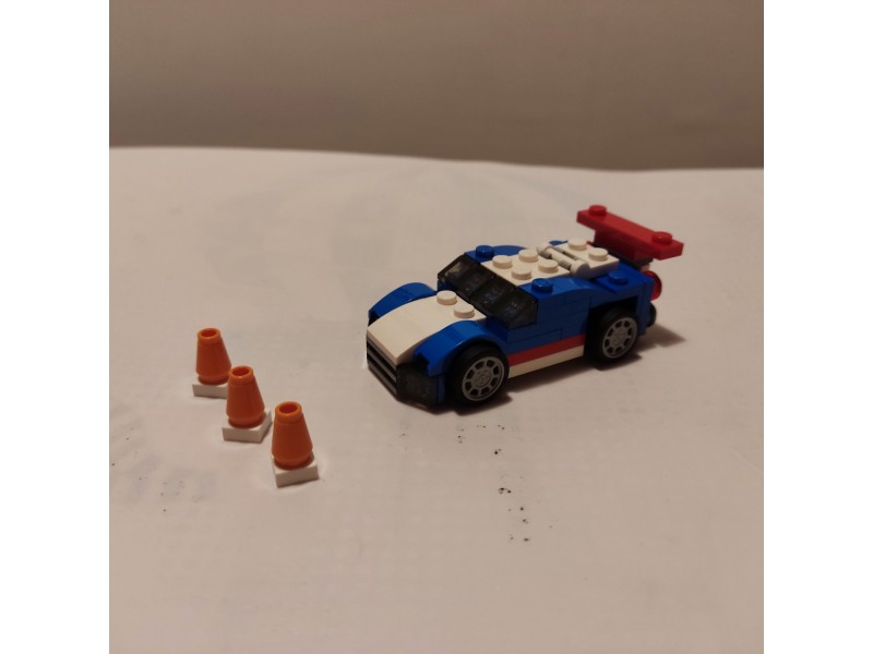 Lego mini trkački auto