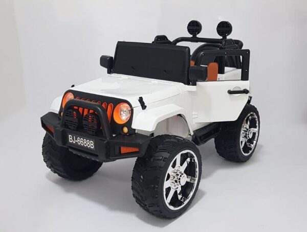 Džip za decu Jeep Wrangler 4×4 sa Mekim gumama i kožnim sedištem – beli, BJ-6688B