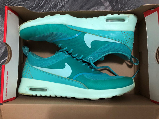 Nike thea mint boja, kao nove