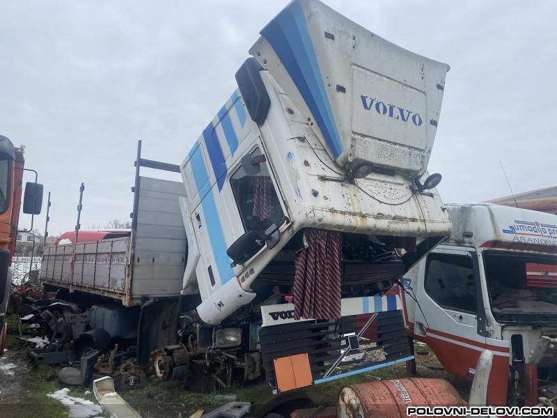 Volvo F12 delovi Kompletan Auto U Delovima