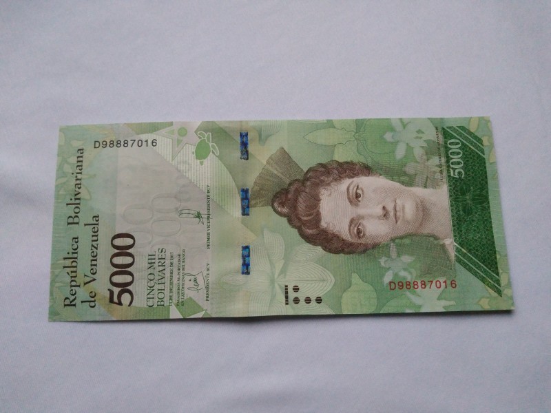 Venecuela 5.000 bolivara,2017 god.UNC,P 97c