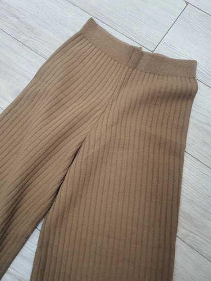 Pletene pantalone