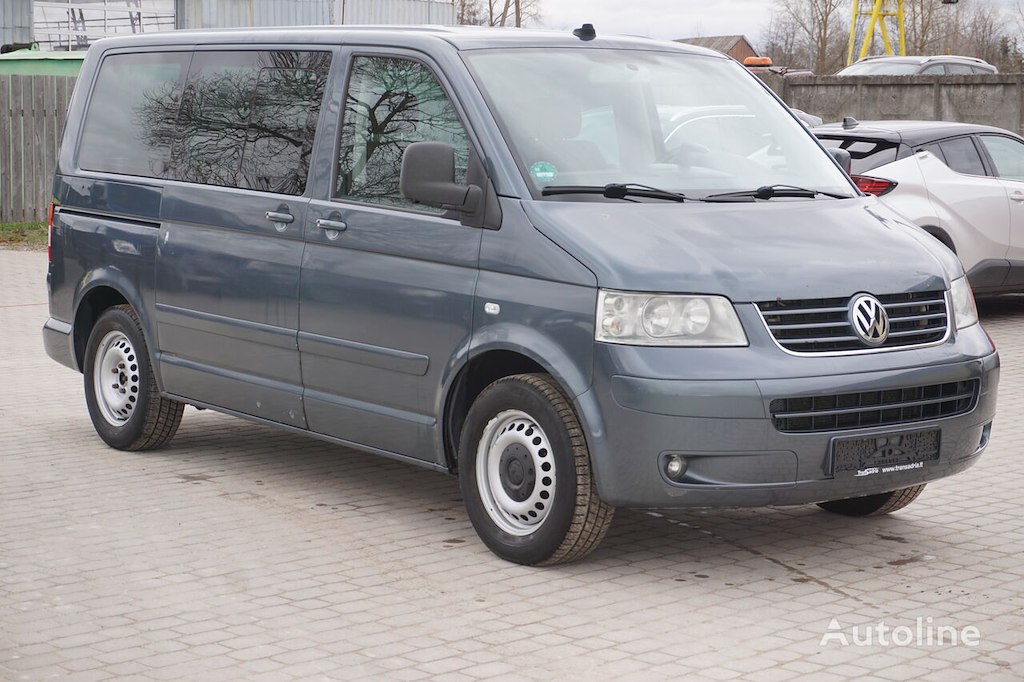 Volkswagen Multivan putnički minibus