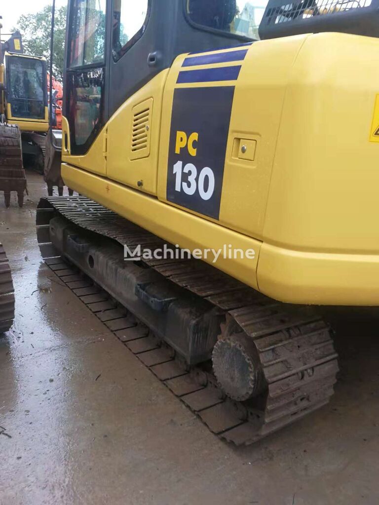 Komatsu PC130 bager guseničar