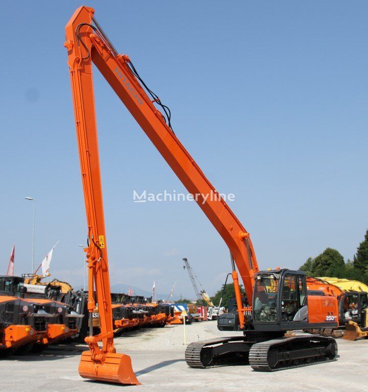 Hitachi ZX250LCN-5B bager guseničar