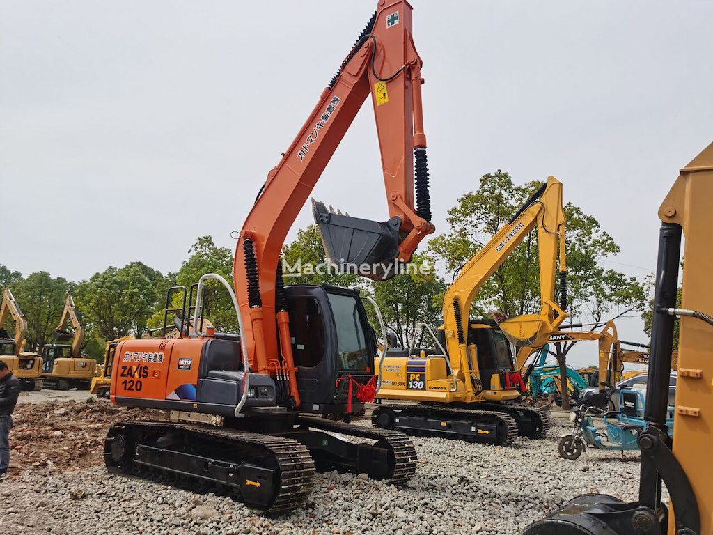 Hitachi ZX120 bager guseničar