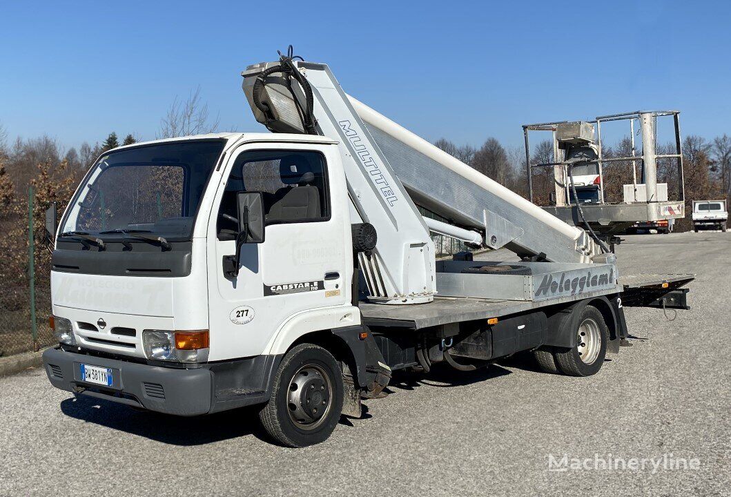 Nissan CABSTAR E.110 auto dizalica s korpom