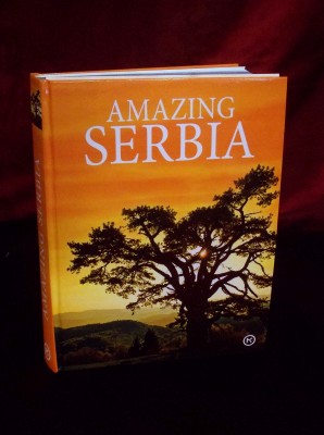Amazing Sebia – Чудесна Србија, на енглеском језику